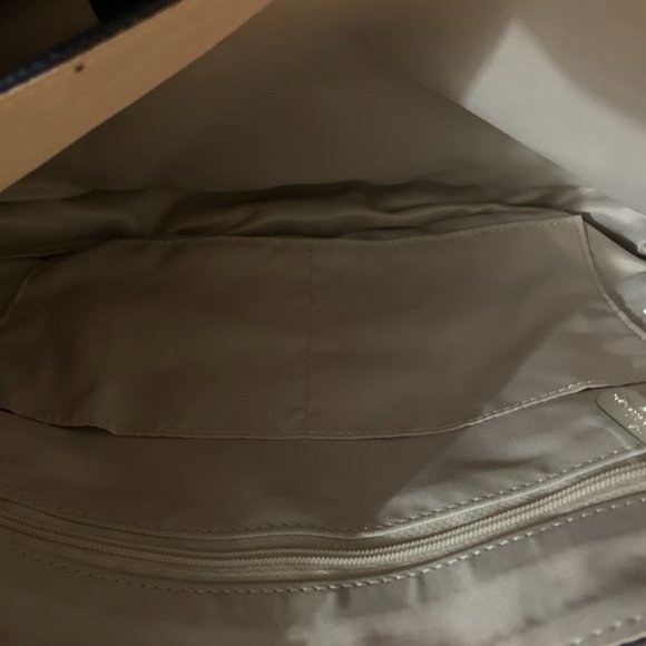 thirty-one | Bags | Thirtyone Studio 3 Classic Base Purse Navy Pebble ...